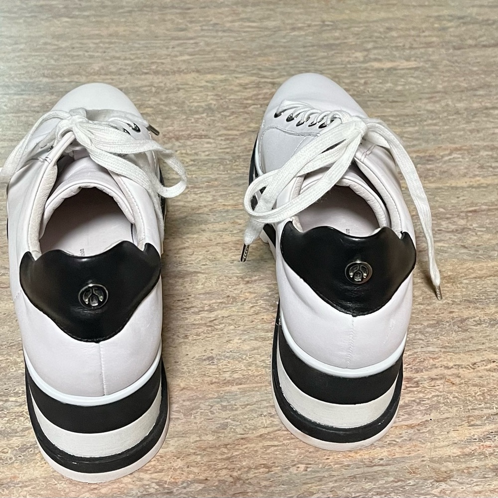 The Wishbone Collection Platform Sneakers - Gem